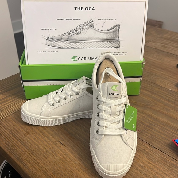 Cariuma | Shoes | New Cariuma Oca Low Offwhite Canvas Sneaker Womens 85 ...